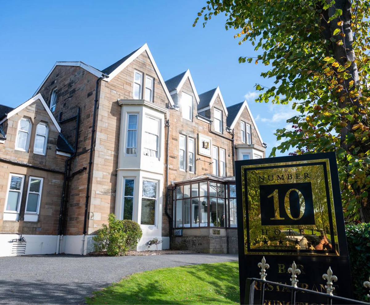 Number 10 Hotel