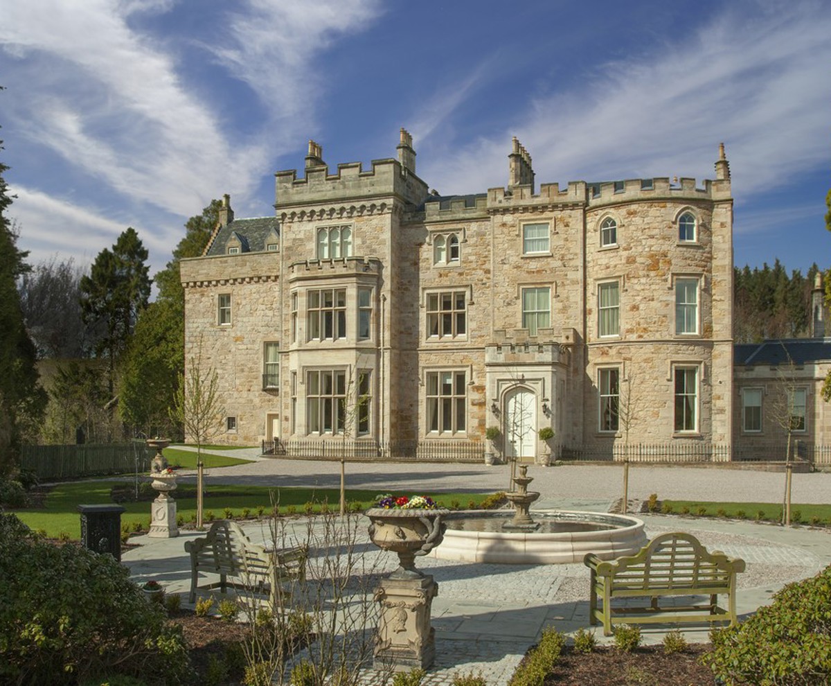 Crossbasket Castle